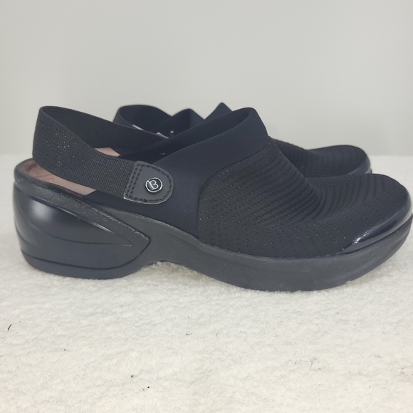 Bzees | Shoes | Bzees Clogs With Back Strap | Poshmark